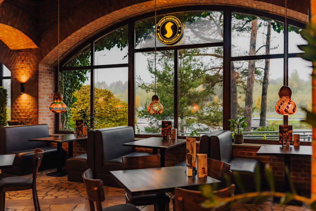 Restauracja - Hotel Sphinx, Żabia Wola